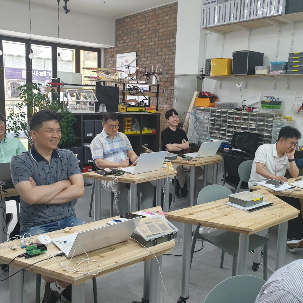 노코드(No Code)와 함께하는 , 스마트OO 과정 3기 « Makezone – 인터랙티브 미디어, fablication 그리고 사물인터넷(IoT)